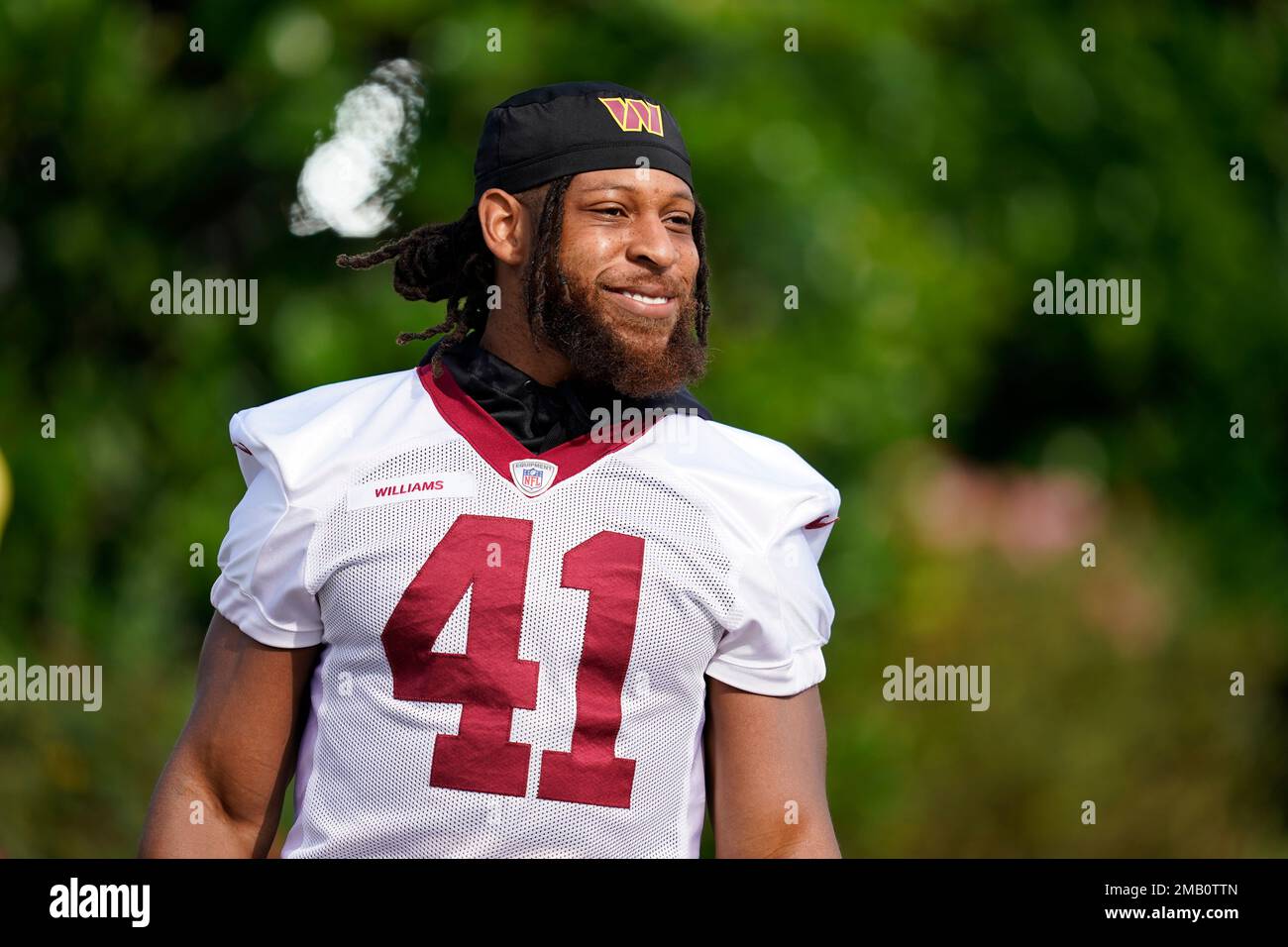 Washington Commanders running back Jonathan Williams (41) walks to ...