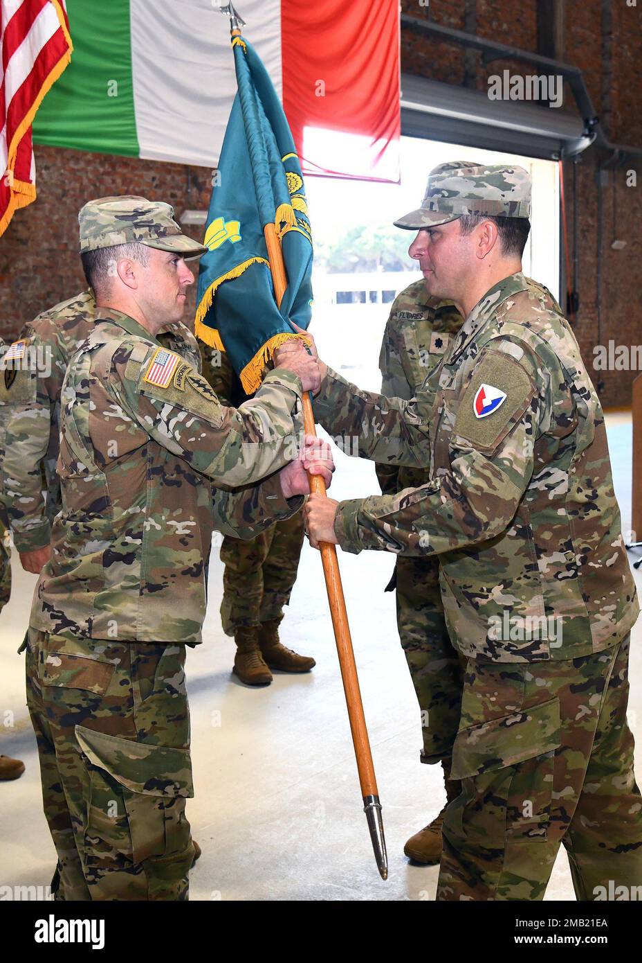 Le commandant de la Brigade de soutien sur le terrain de l’Armée de ...
