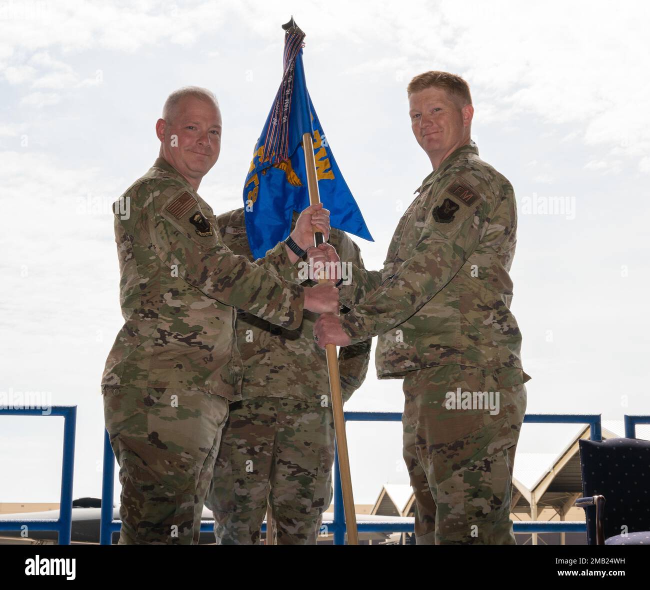 ÉTATS-UNIS Le major de la Force aérienne Robert Hanks prend le ...