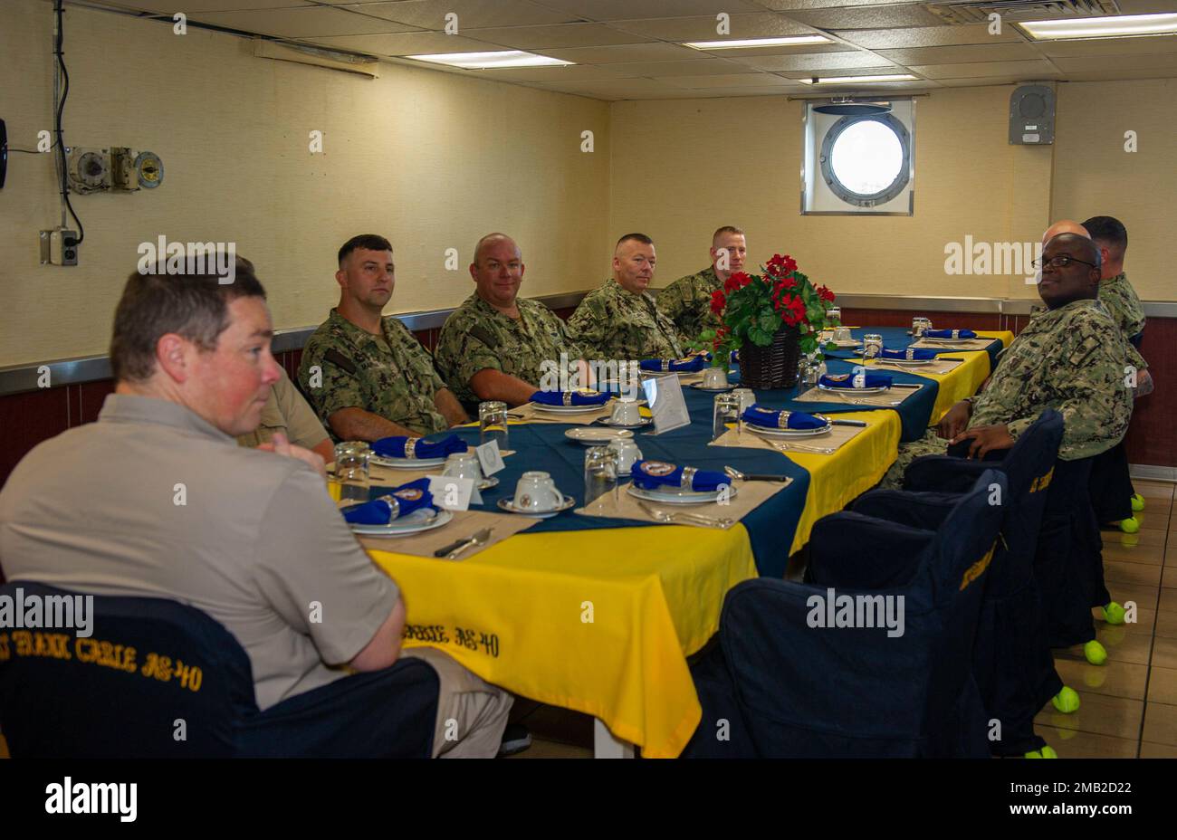 Le PORT de l'APRA, Guam (10 juin 2022) le sous-amiral Rick Seif ...