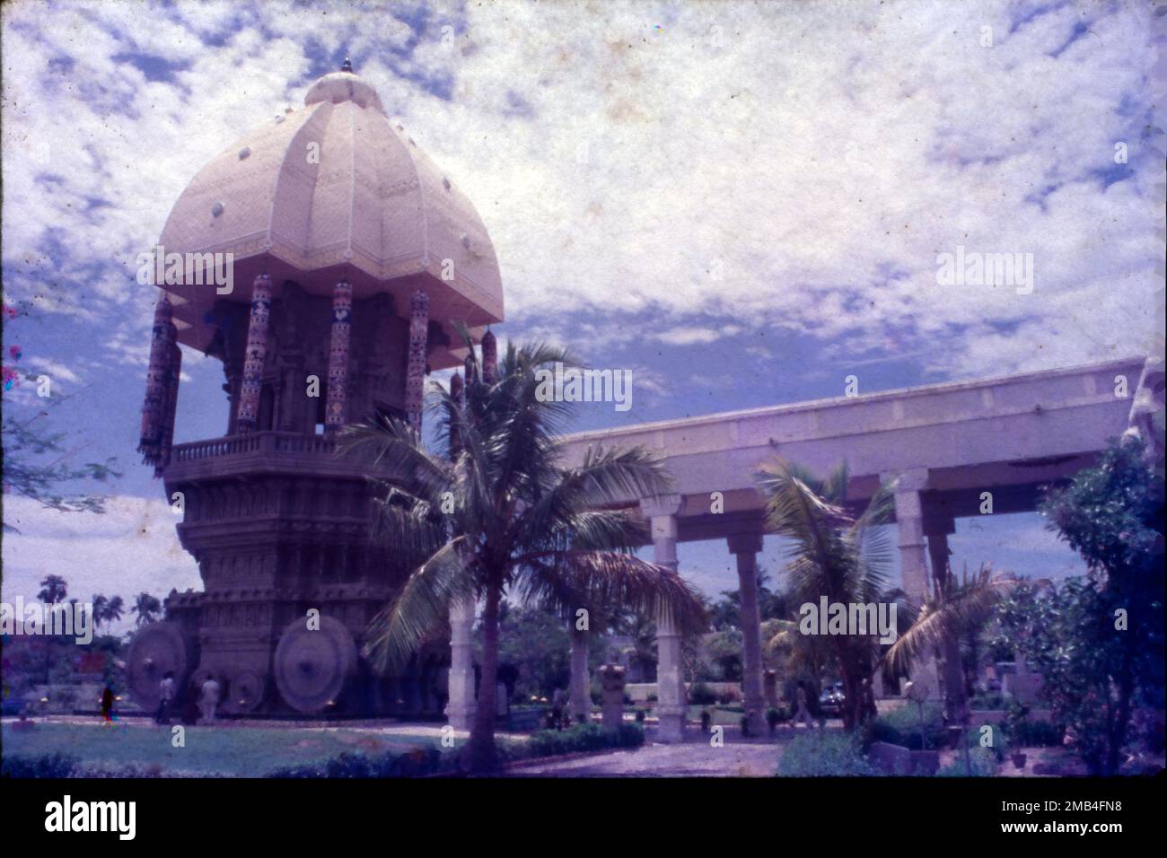 Valluvar Kottam est un temple-monument semblable à char à Chennai ...
