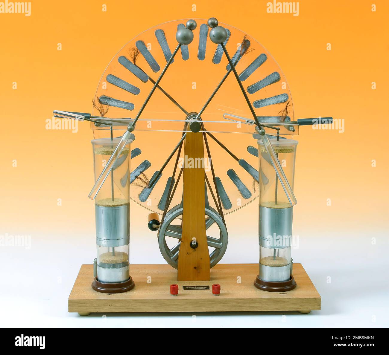 Chargement des pots de leyde Banque de photographies et d’images à ...