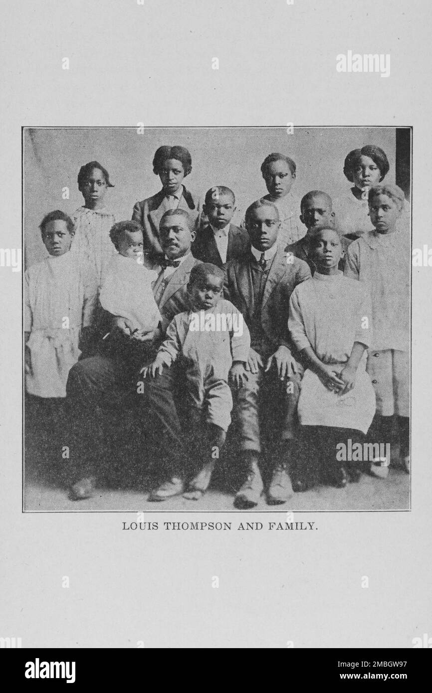 Famille afro américaine nombreuse Banque d'images noir et blanc - Alamy
