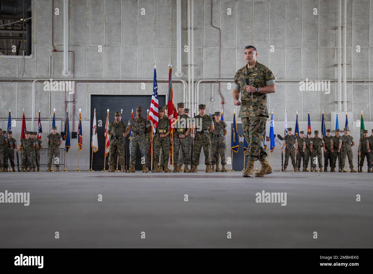 ÉTATS-UNIS Le lieutenant-colonel Julian Flores du corps maritime fait ...