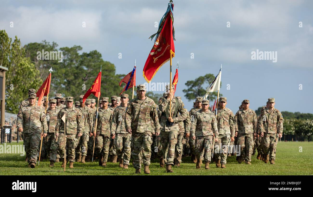 Le lieutenant-colonel Benjamin Maher, commandant du 'Bataillon des ...