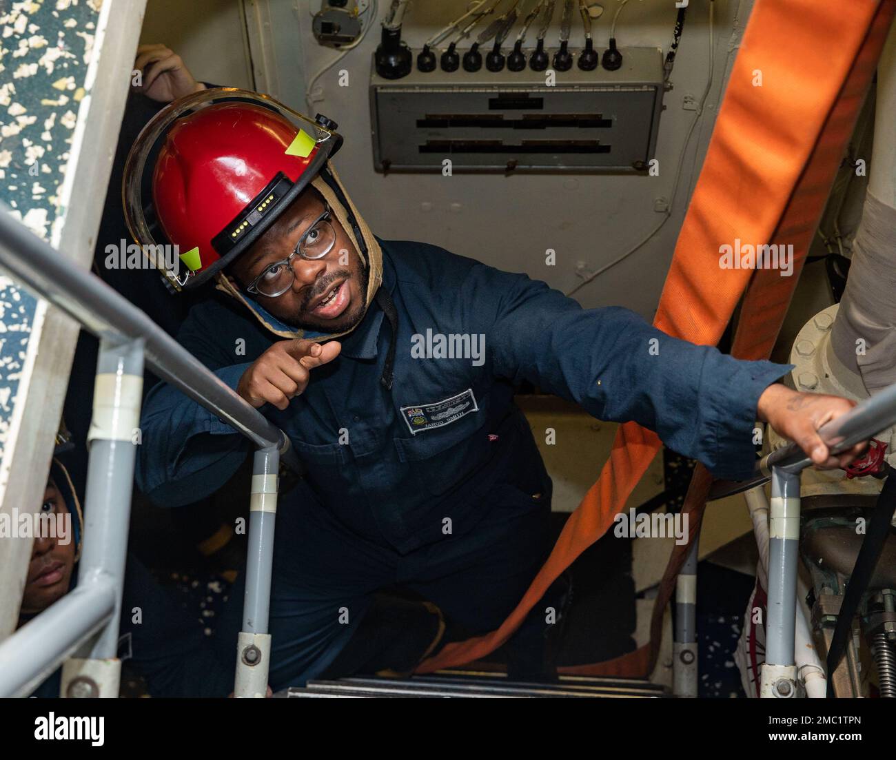 MER DE CHINE ORIENTALE (23 juin 2022) le compagnon 2nd de Boatswain ...