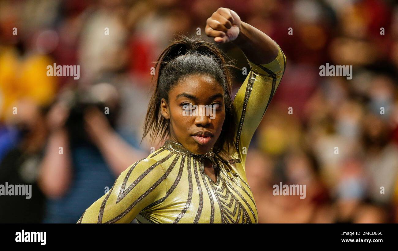 UCLA's Chae Campbell competes in floor exercise during an NCAA ...