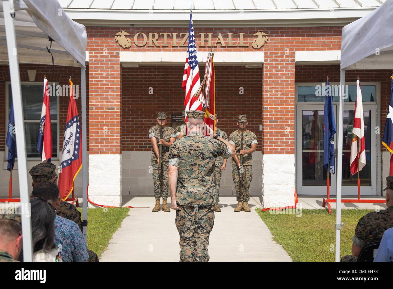 ÉTATS-UNIS Le colonel Brian Russell du corps maritime, commandant ...