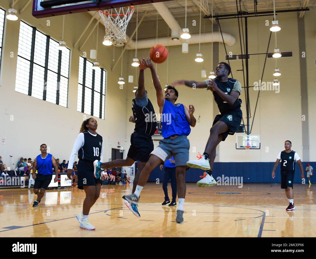 Destroyer lance missiles de classe arleigh burke uss fitzgerald ddg ...