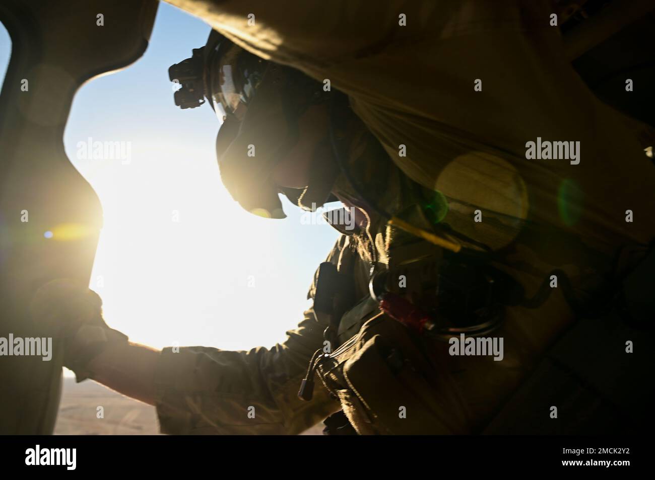 ÉTATS-UNIS Tech. De la Force aérienne Le Sgt Ken Geier, aviateur de ...