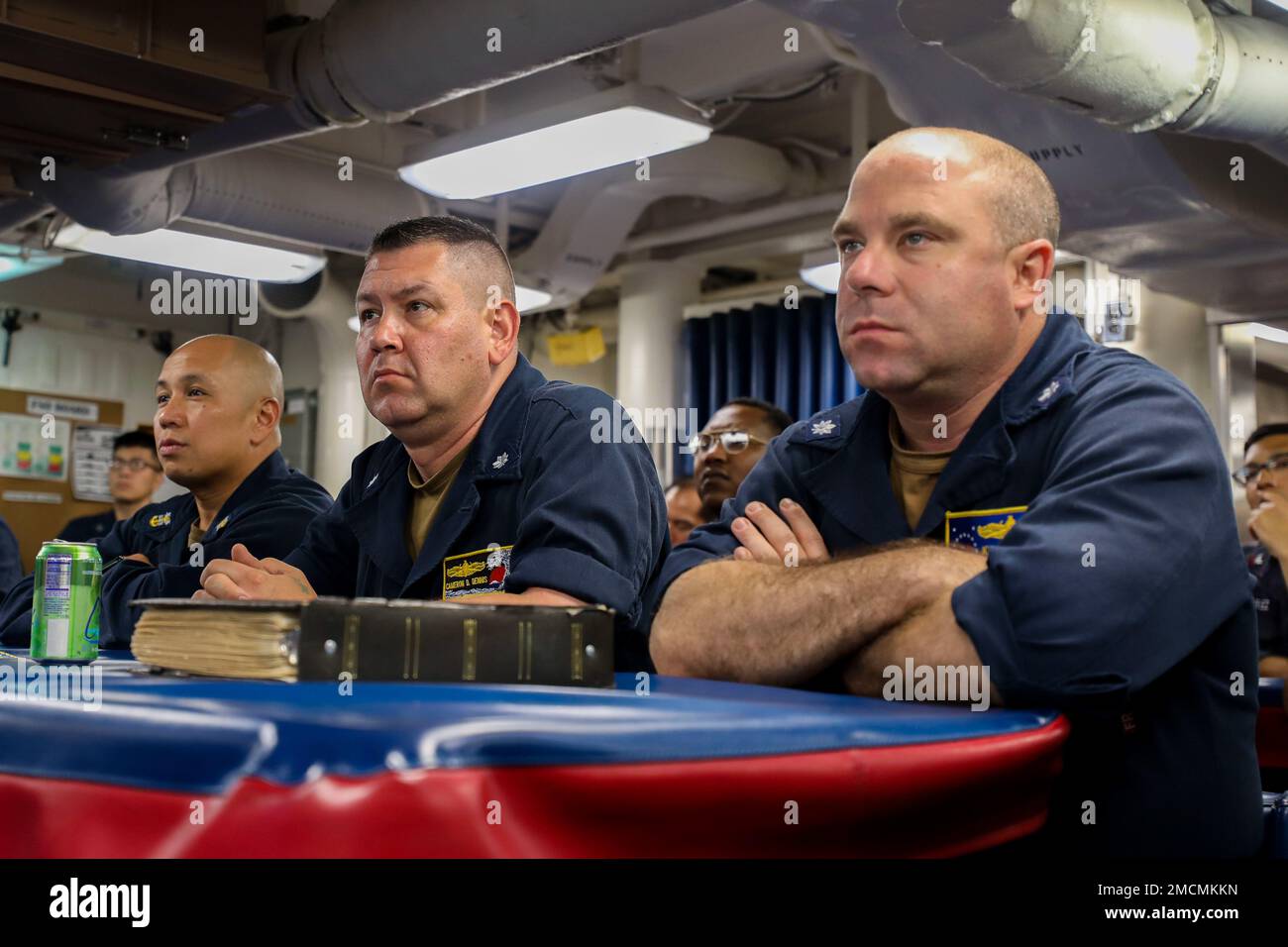 MER DES PHILIPPINES (6 juillet 2022) Commandant Cmdr. Joseph McGettigan ...
