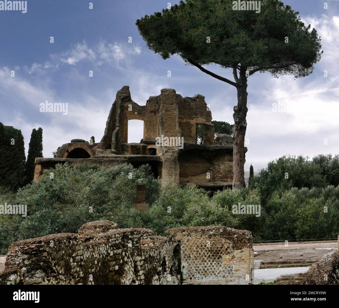 Construite par l'empereur romain Hadrien, la villa d'Hadrien (Tivoli ...