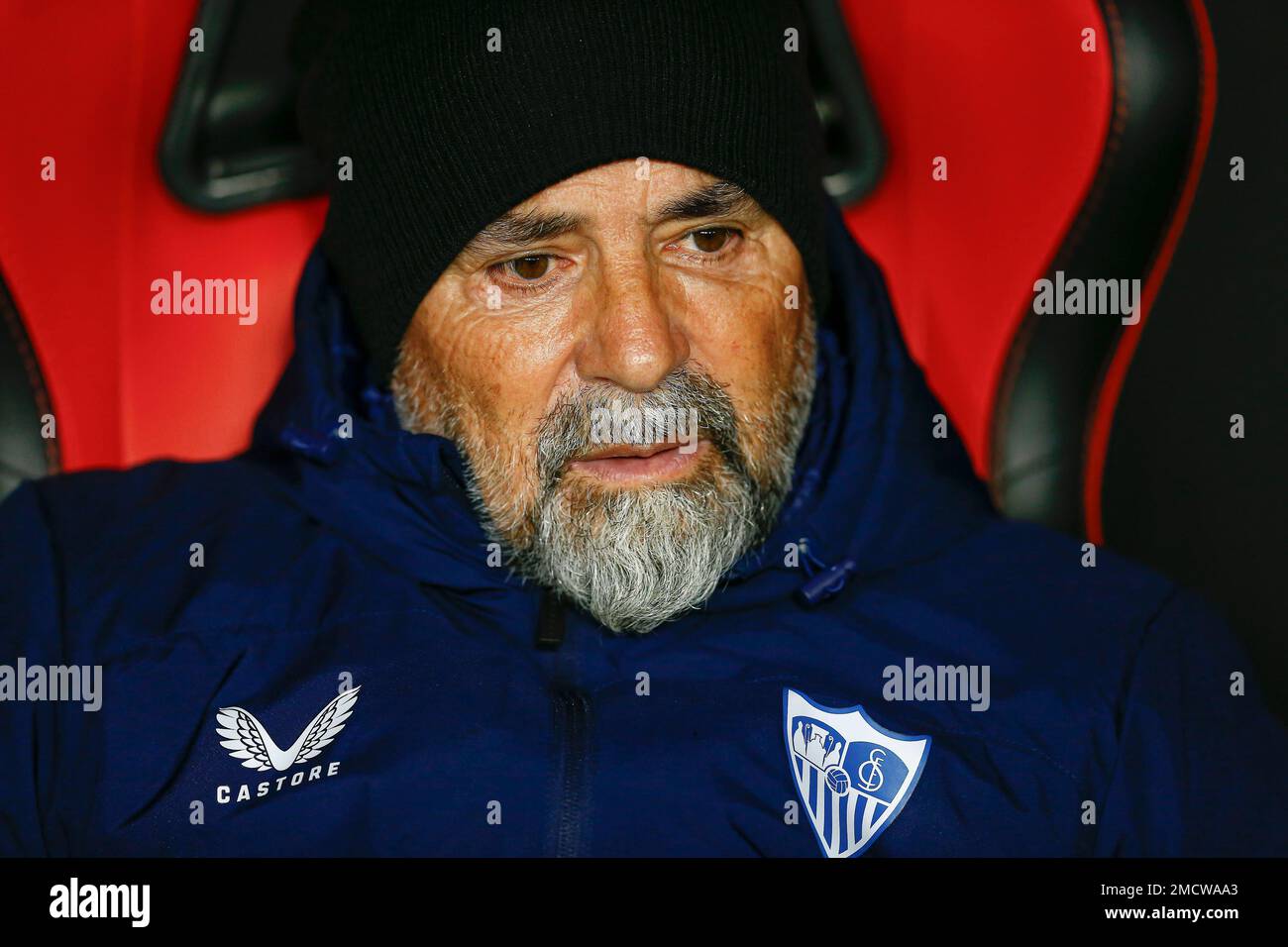 L'entraîneur-chef du FC Séville Jorge Sampaoli pendant le match de la ...