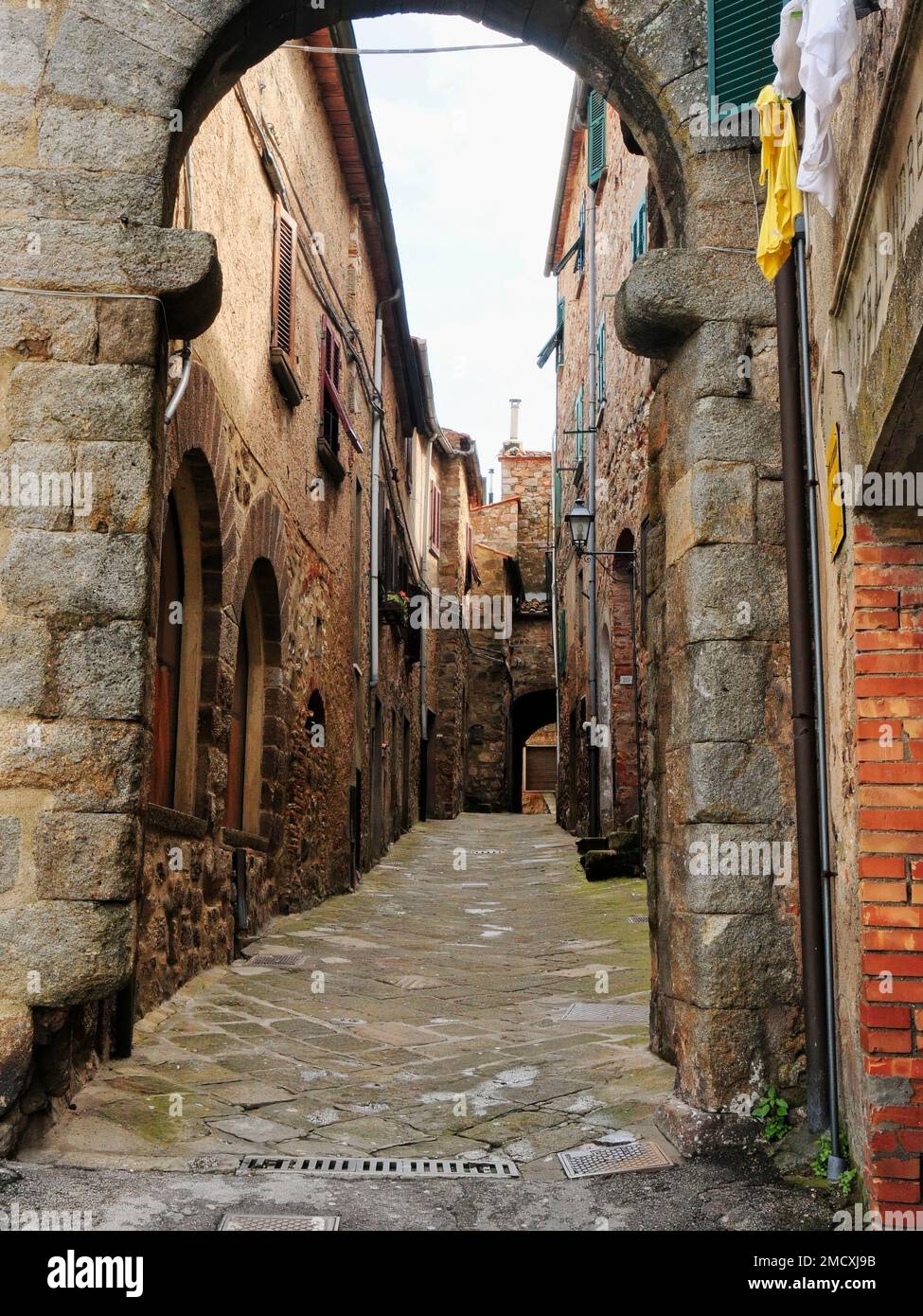 Roccatederighi village toscane italie Banque de photographies et d ...