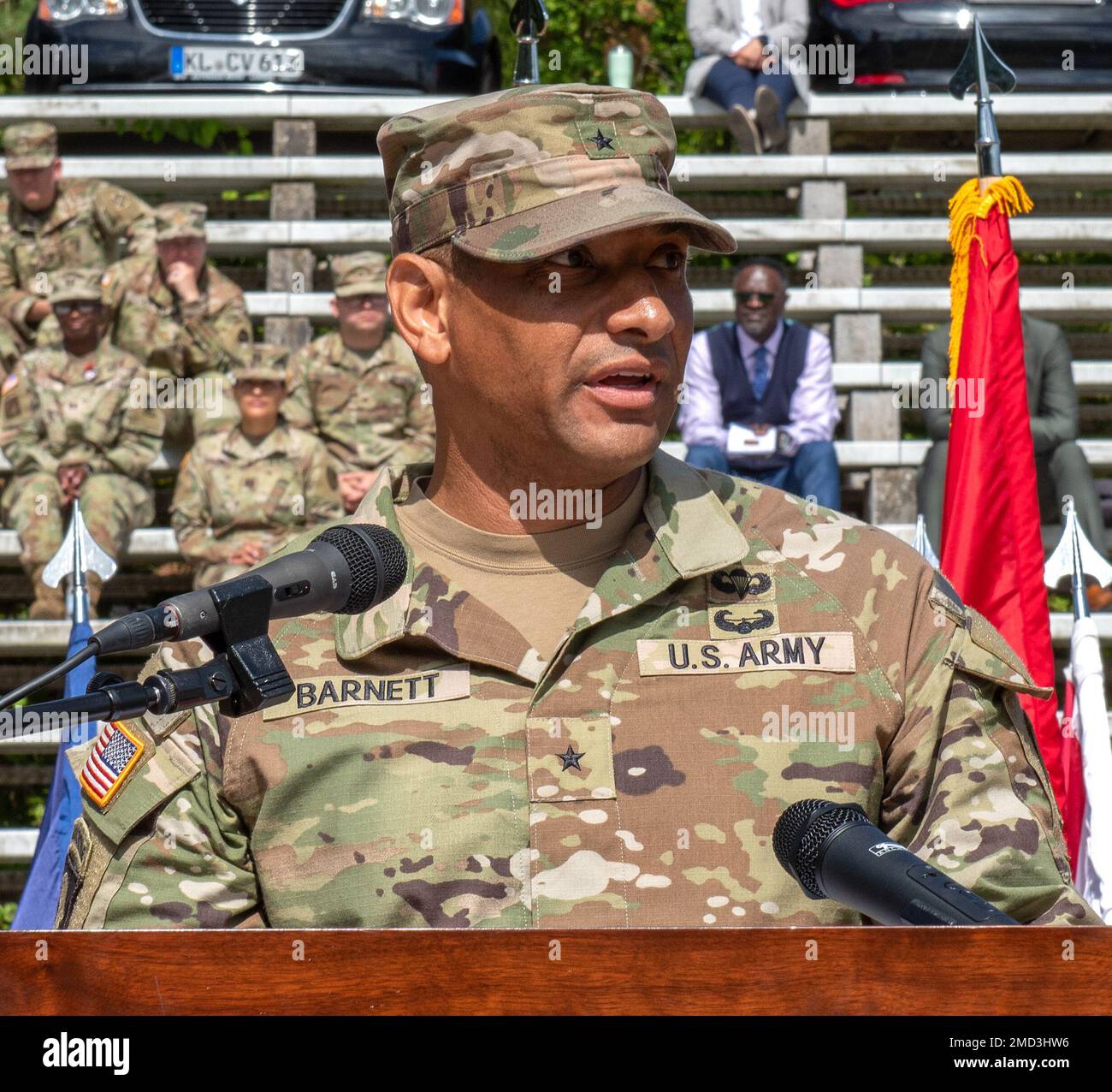 ÉTATS-UNIS Armée Brig. Le général Maurice O. Barnett, 10th AAMDC ...