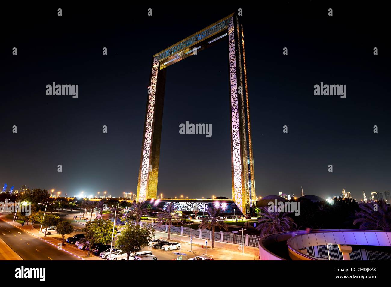 Dubaï, Émirats arabes Unis. 25 novembre 2022: Dubai Frame est un ... Dubaï, Émirats arabes Unis. 25 novembre 2022: Dubai Frame est un ...