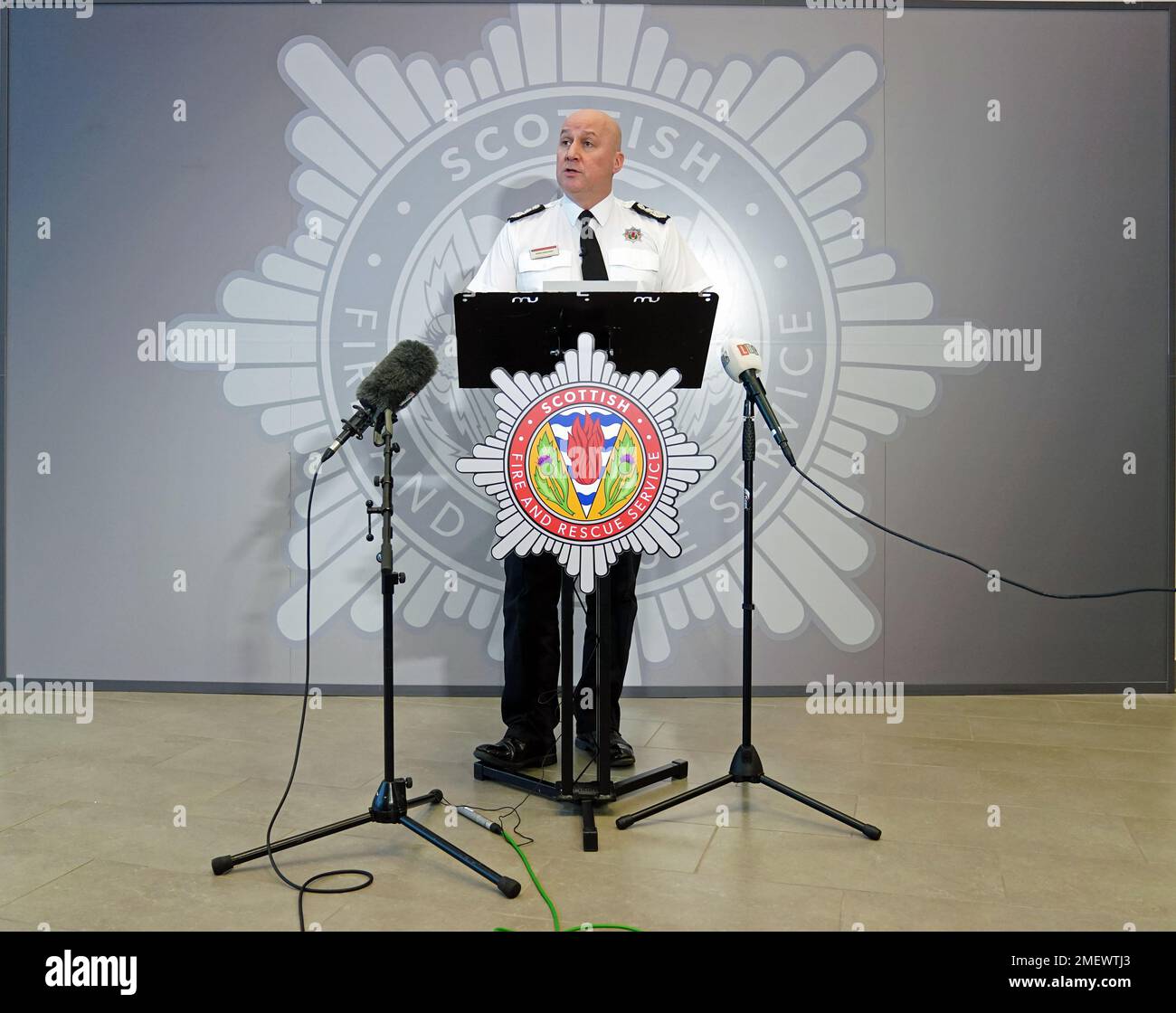 Le chef de service intérimaire Ross Haggart au siège du Scottish Fire ...