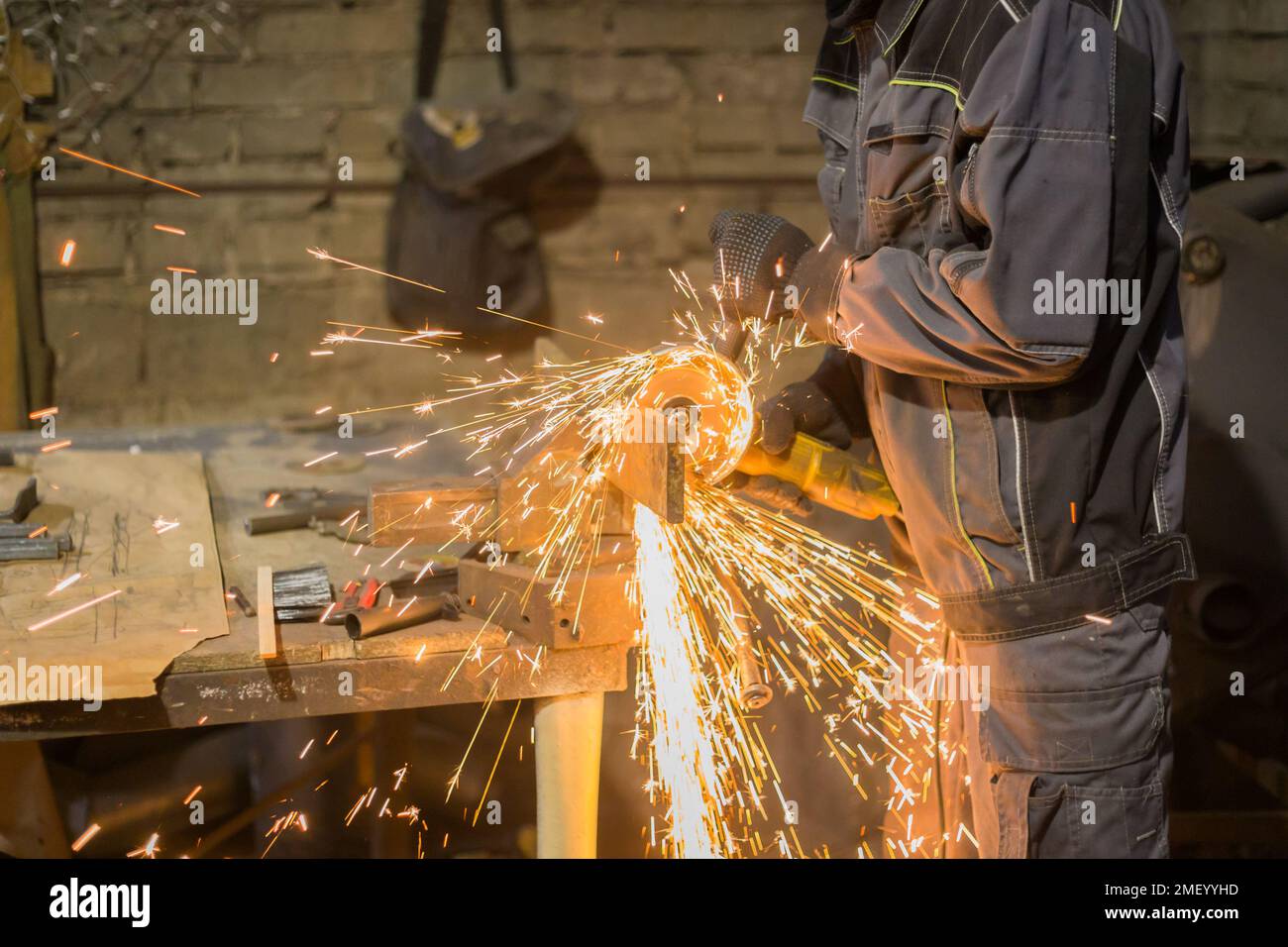 Scie circulaire a main Banque de photographies et d’images à haute résolution - Alamy