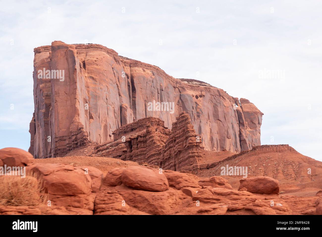 Monument Valley est un symbole emblématique du sud-ouest américain, qui ...