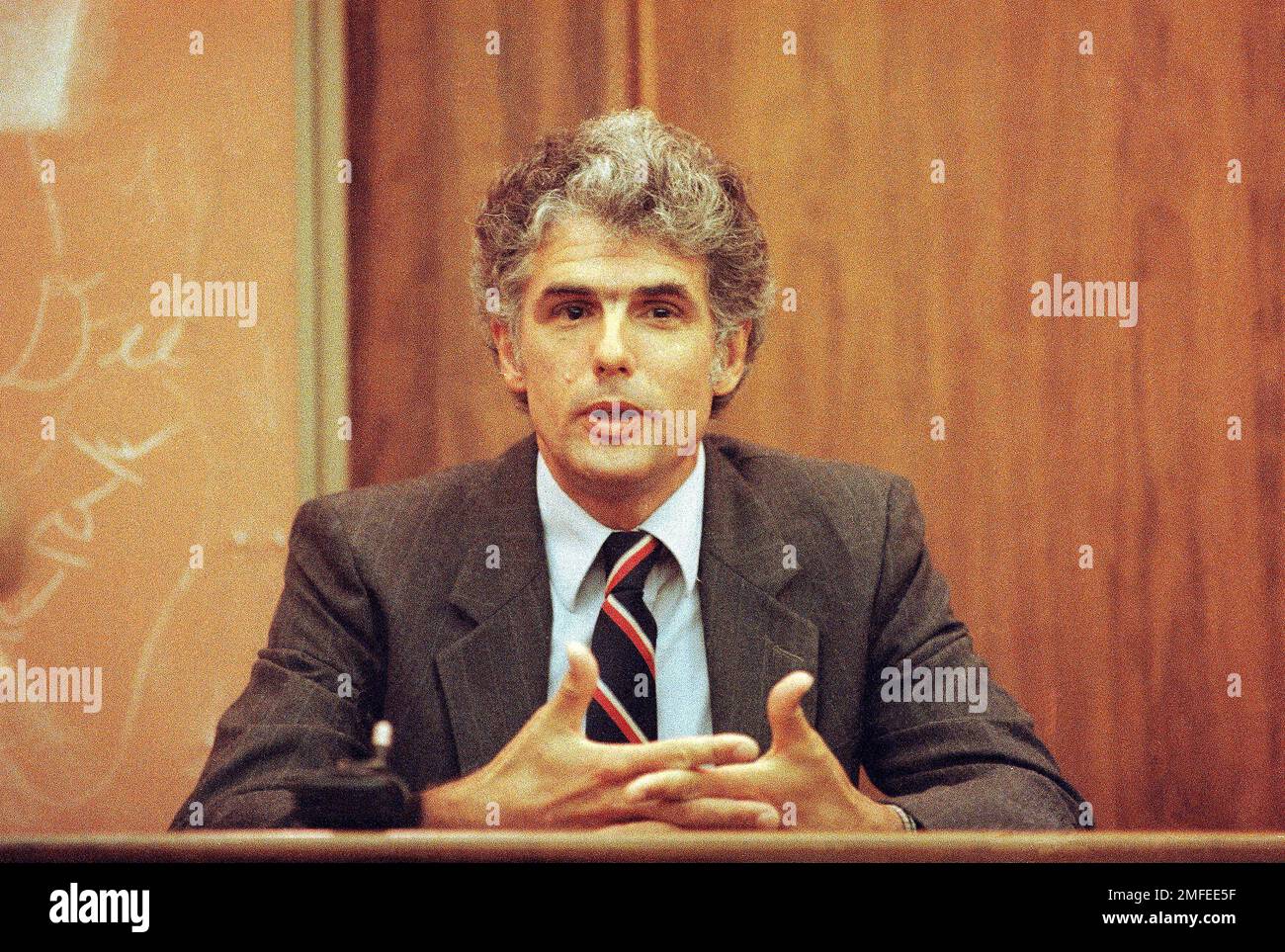 Former fugitive attorney Stephen Bingham testifies at his murder and ...