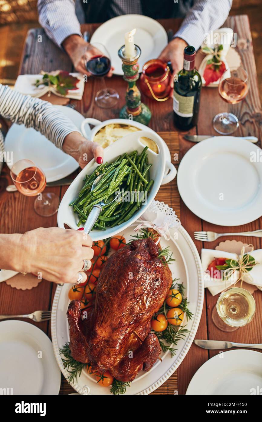 Ces derniers regarderont la maison sur n'importe quelle table de Noël ...