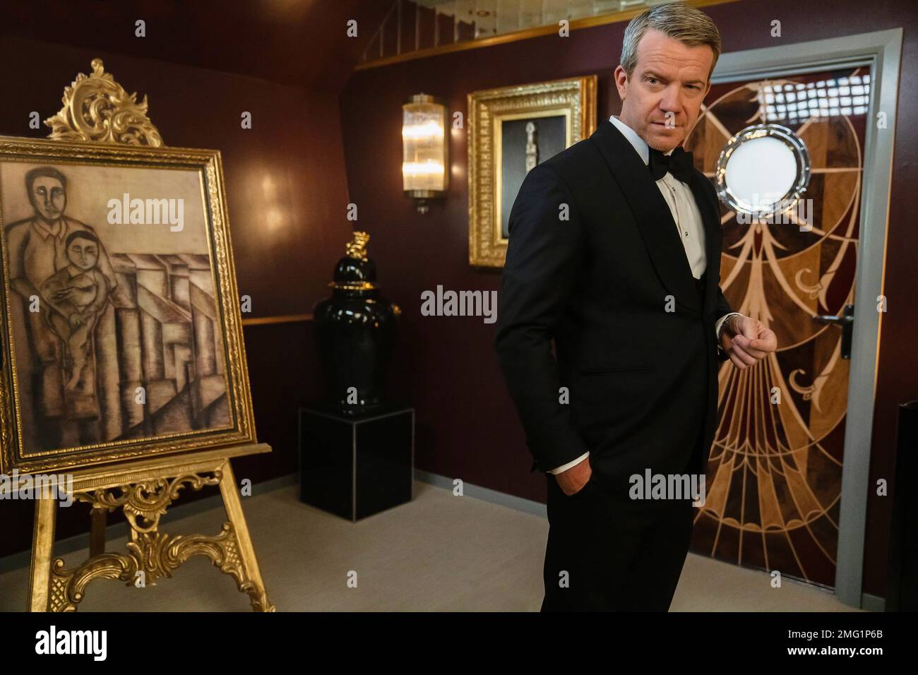 ÉTATS-UNIS. Max Beesley dans une scène de (C)STX Entertainment nouveau ...