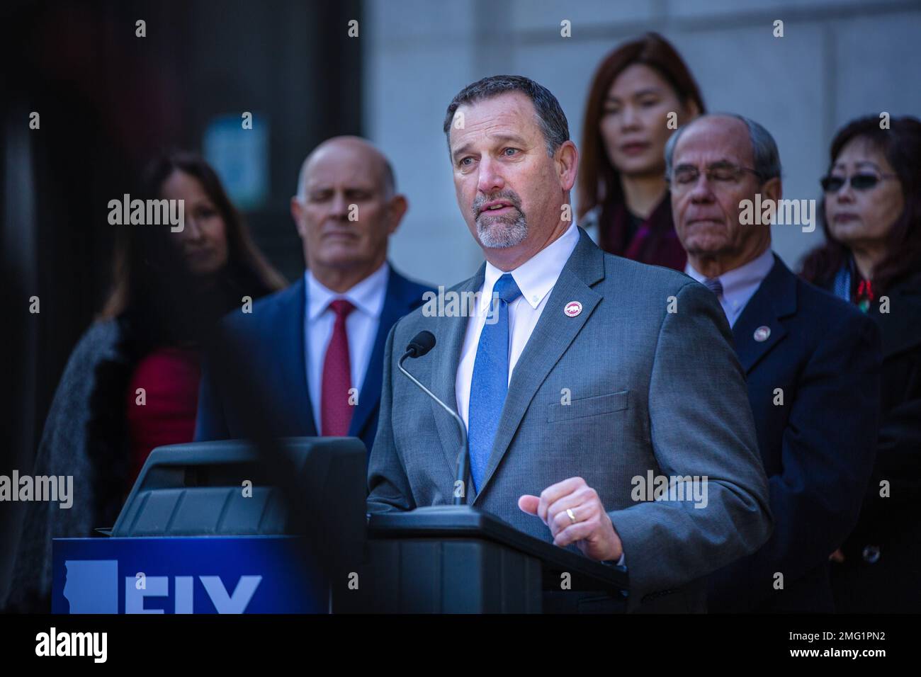 Sacramento, États-Unis. 25th janvier 2023. Le sénateur d'État Brian ...