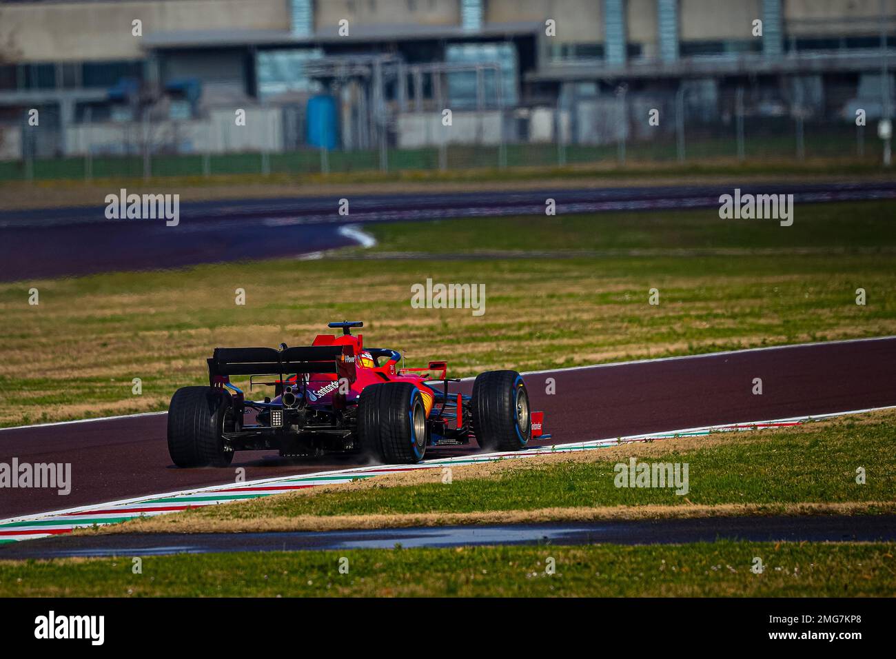 #55 Carlos Sainz, Scuderia Ferrari lors d'un essai avec l'ancienne Ferrari SF-21 2021 à Fiorano ...