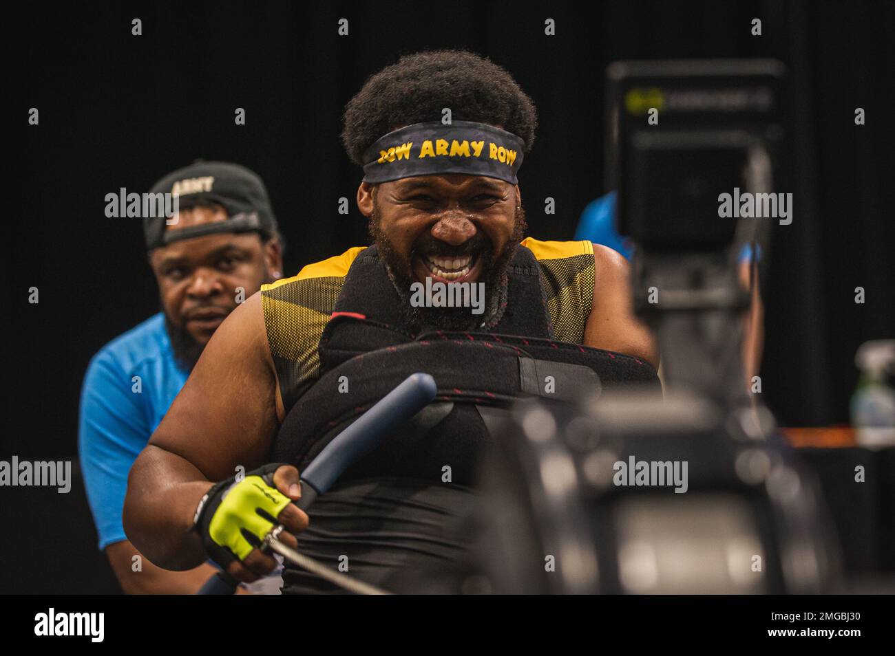 Retraité des États-Unis David Snipes, Jr., SPC de l'armée, s'affronte ...