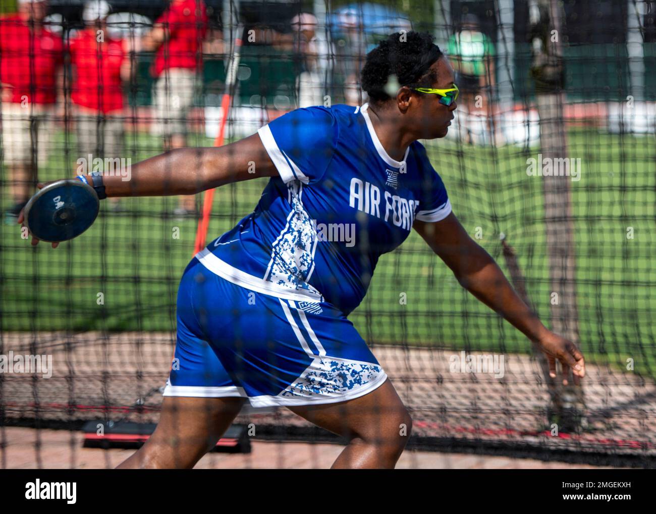 ÉTATS-UNIS Tech. Air Force Sgt. (RET.) Raina Stroman, un athlète des ...