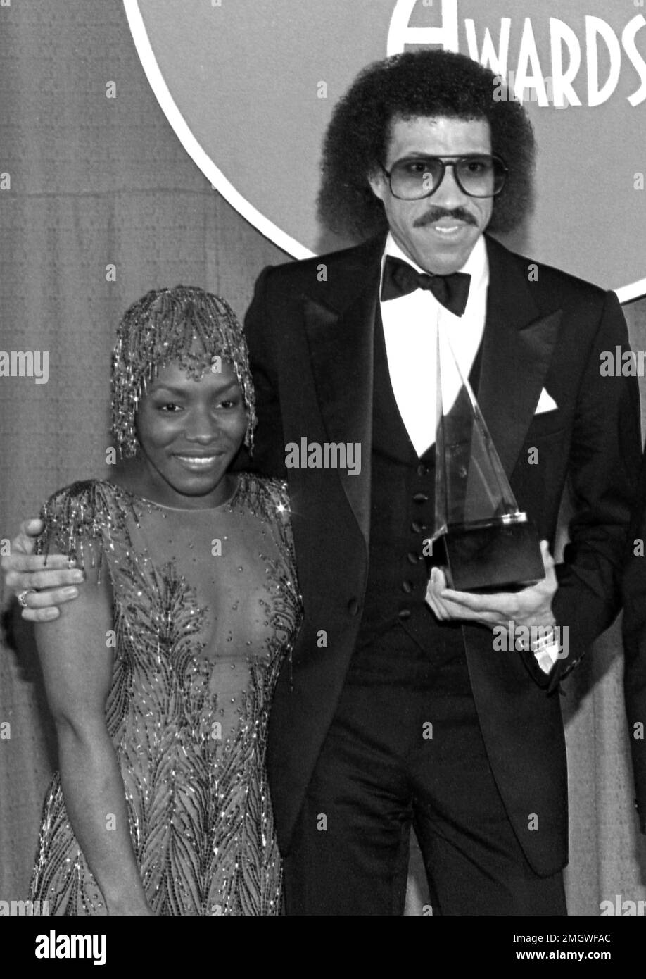 Lionel richie 1983 Banque de photographies et d’images à haute ...