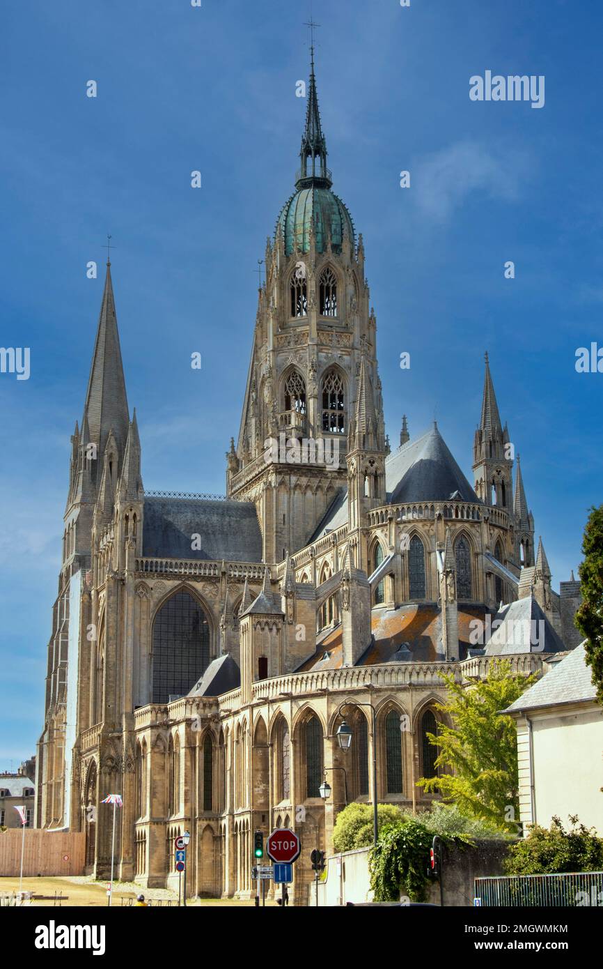 Cathédrale notre dame de bayeux Banque de photographies et d’images à haute résolution - Alamy