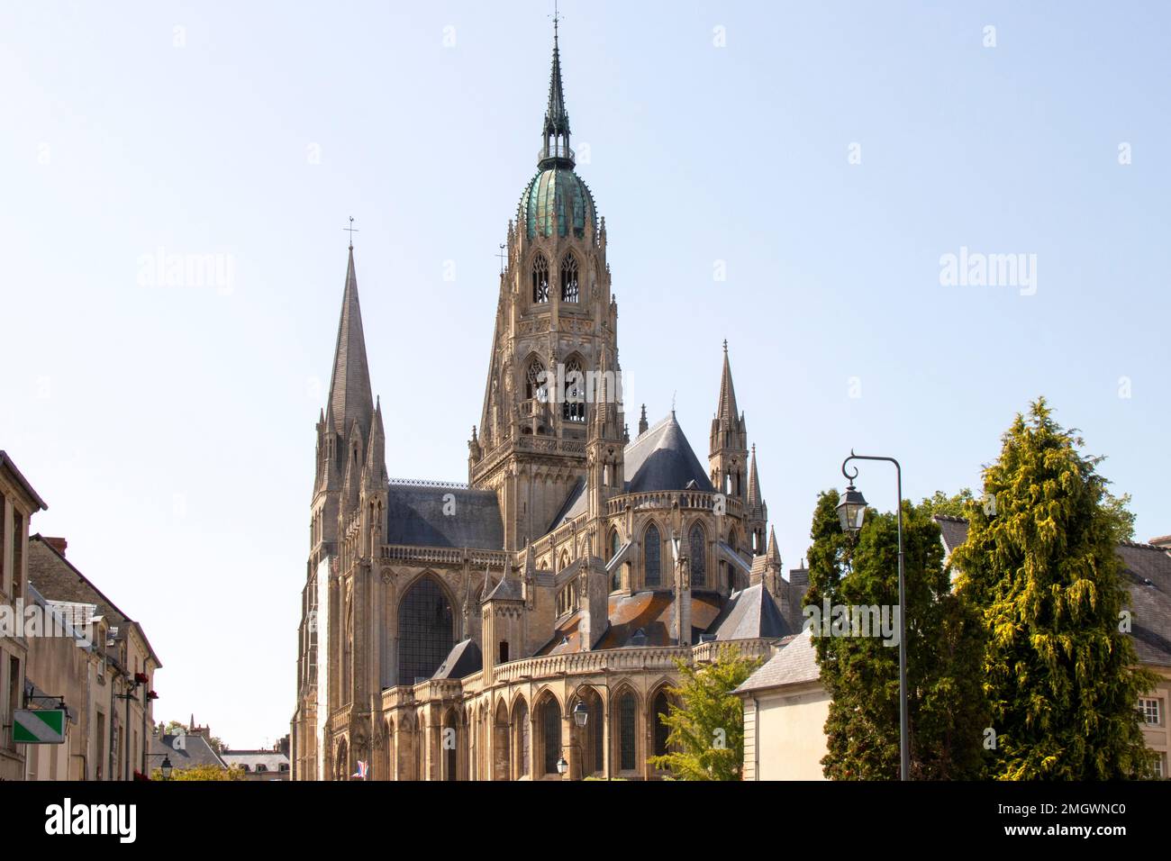 Centre ville de bayeux Banque de photographies et d’images à haute résolution - Alamy