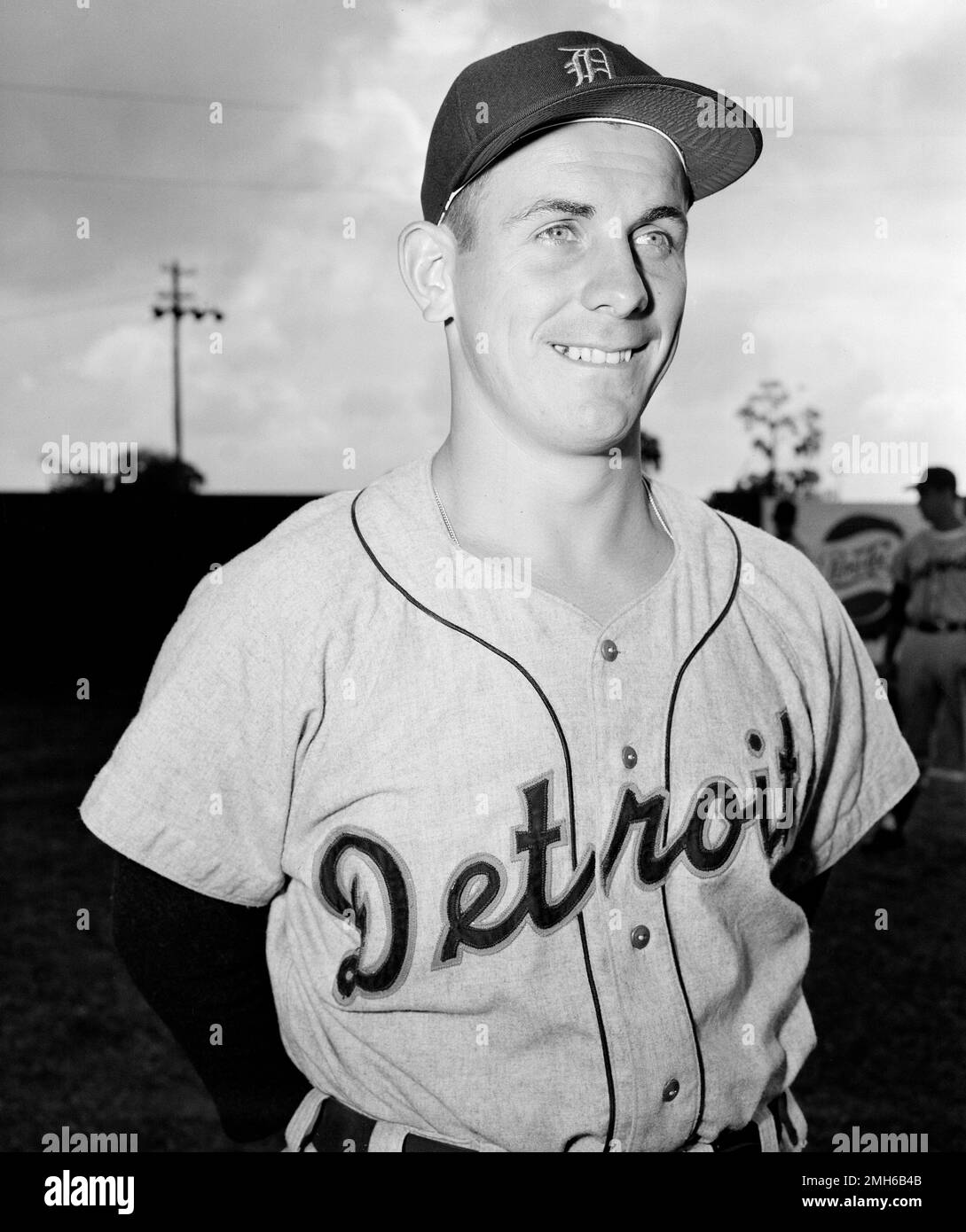 FILE - Detroit Tigers baseball pitcher Ray Herbert smiles in Lakeland ...