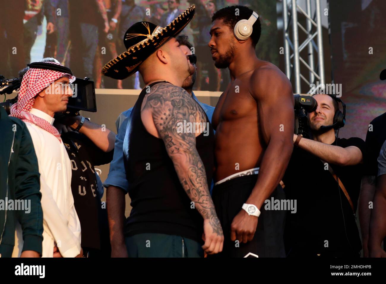 Heavyweight boxers Anthony Joshua of Britain, right, and Andy Ruiz Jr ...