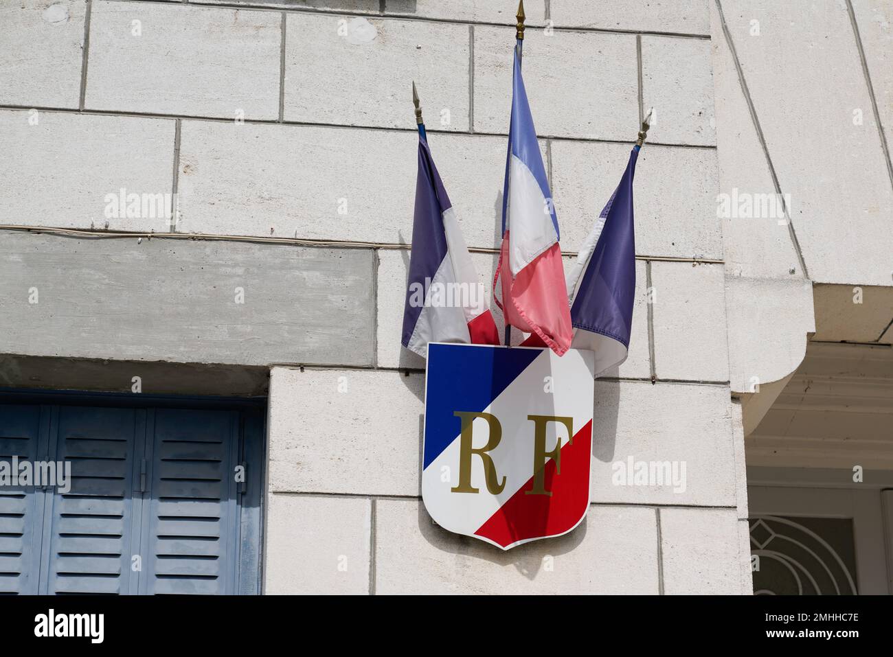 texte rf français signifie france république à l'hôtel de ville avec ...