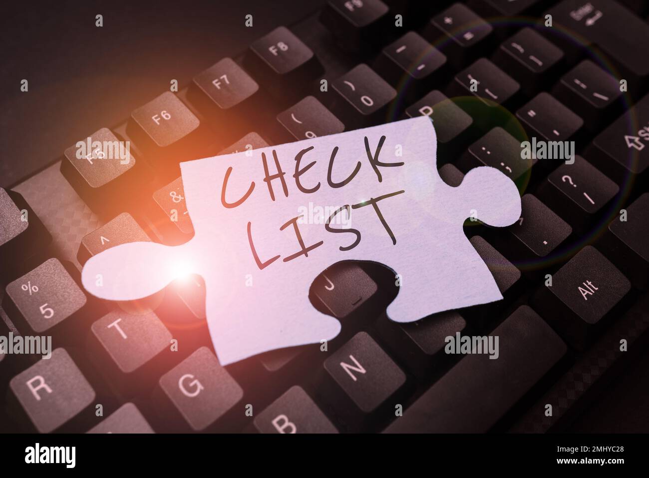 Liste de contrôle du texte d'écriture. Mot pour les éléments requis ...