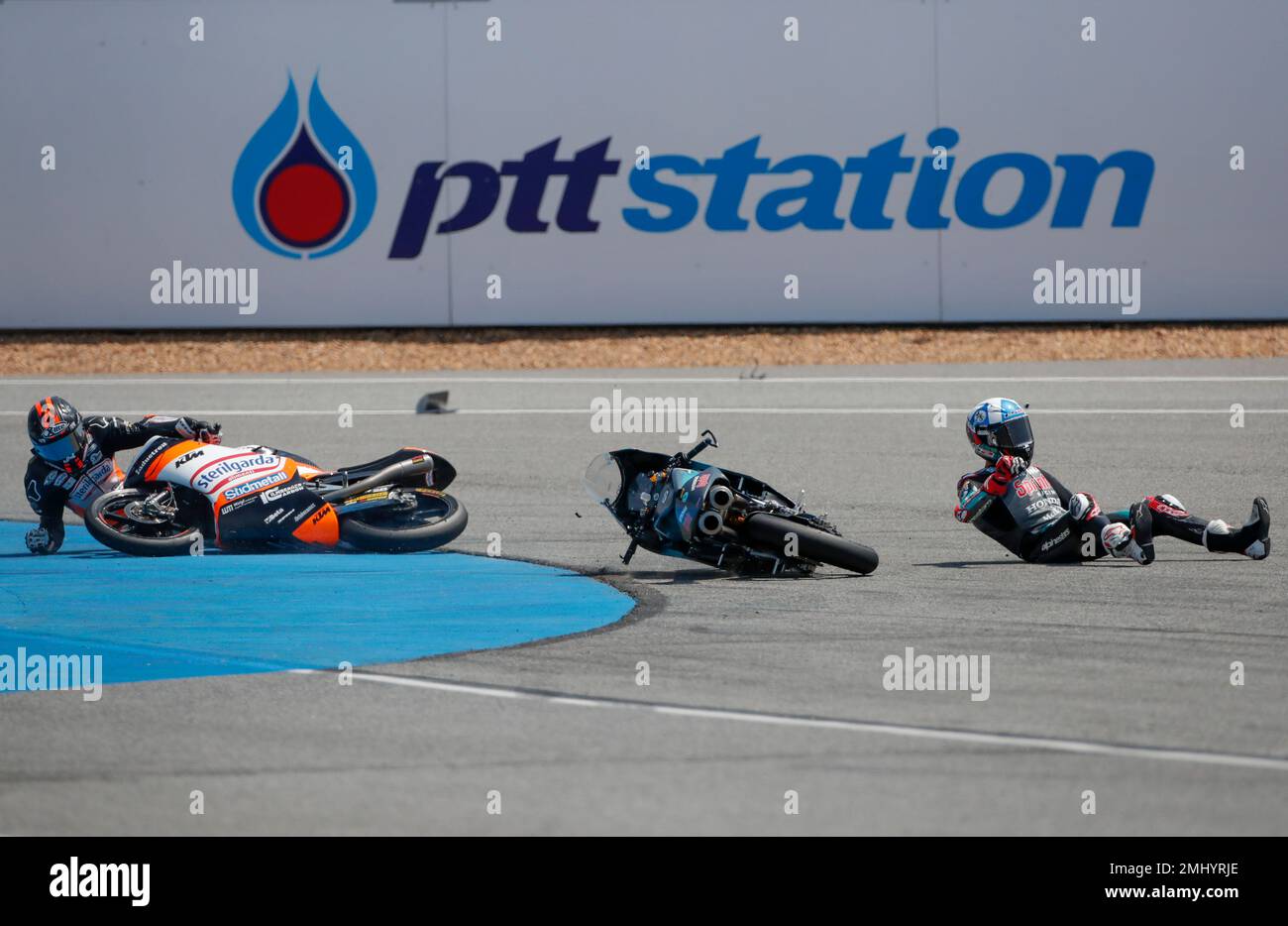 Britain's rider John Mcphee of the Petronas Sprinta Racing Team, right ...