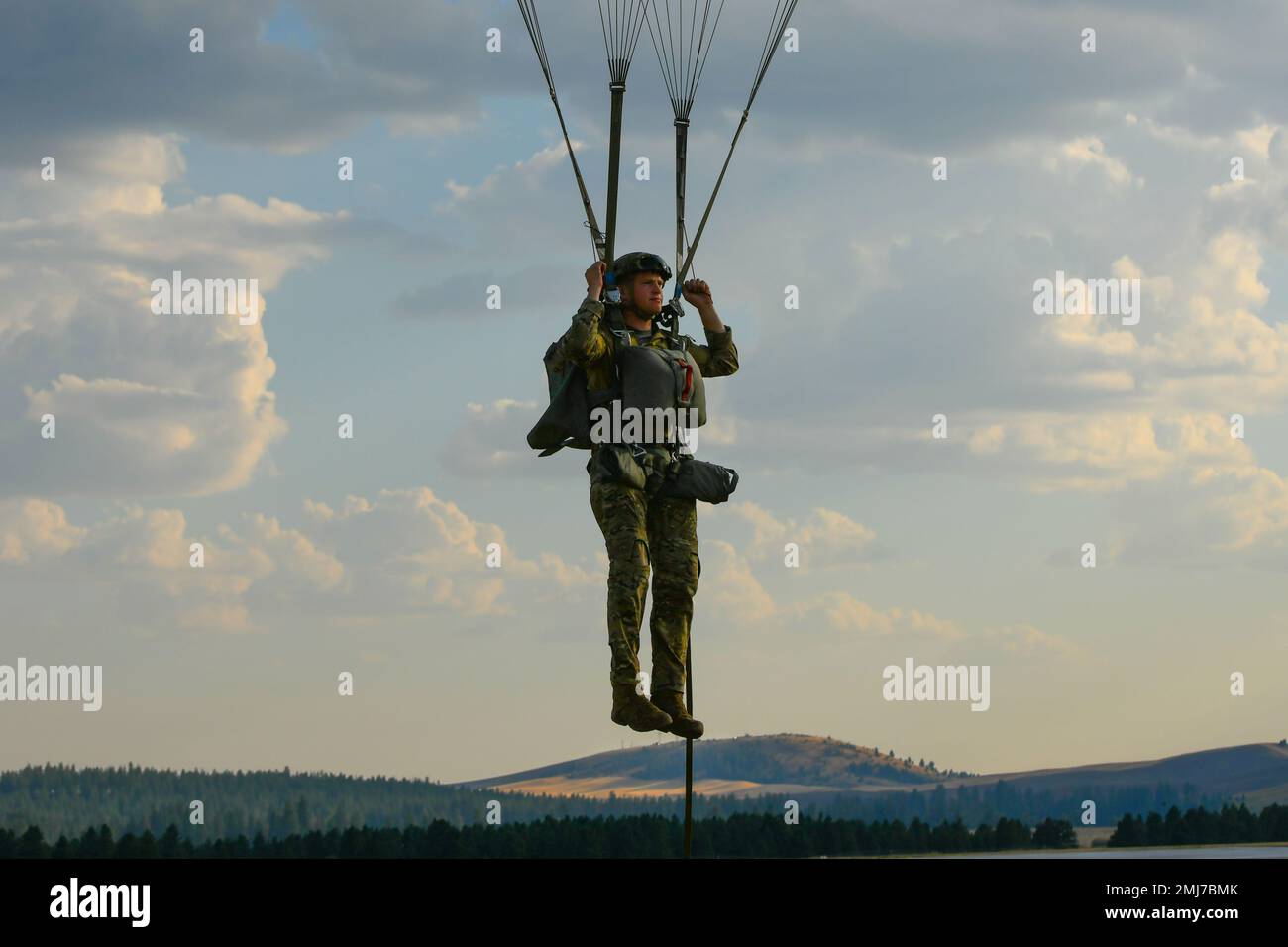 Blake Christofferson, un spécialiste en survie, évasion, résistance et ...