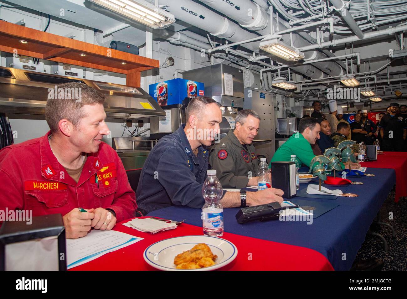220829-N-TO573-2062 MER MÉDITERRANÉE (29 août 2022) Capt Shane Marchesi ...