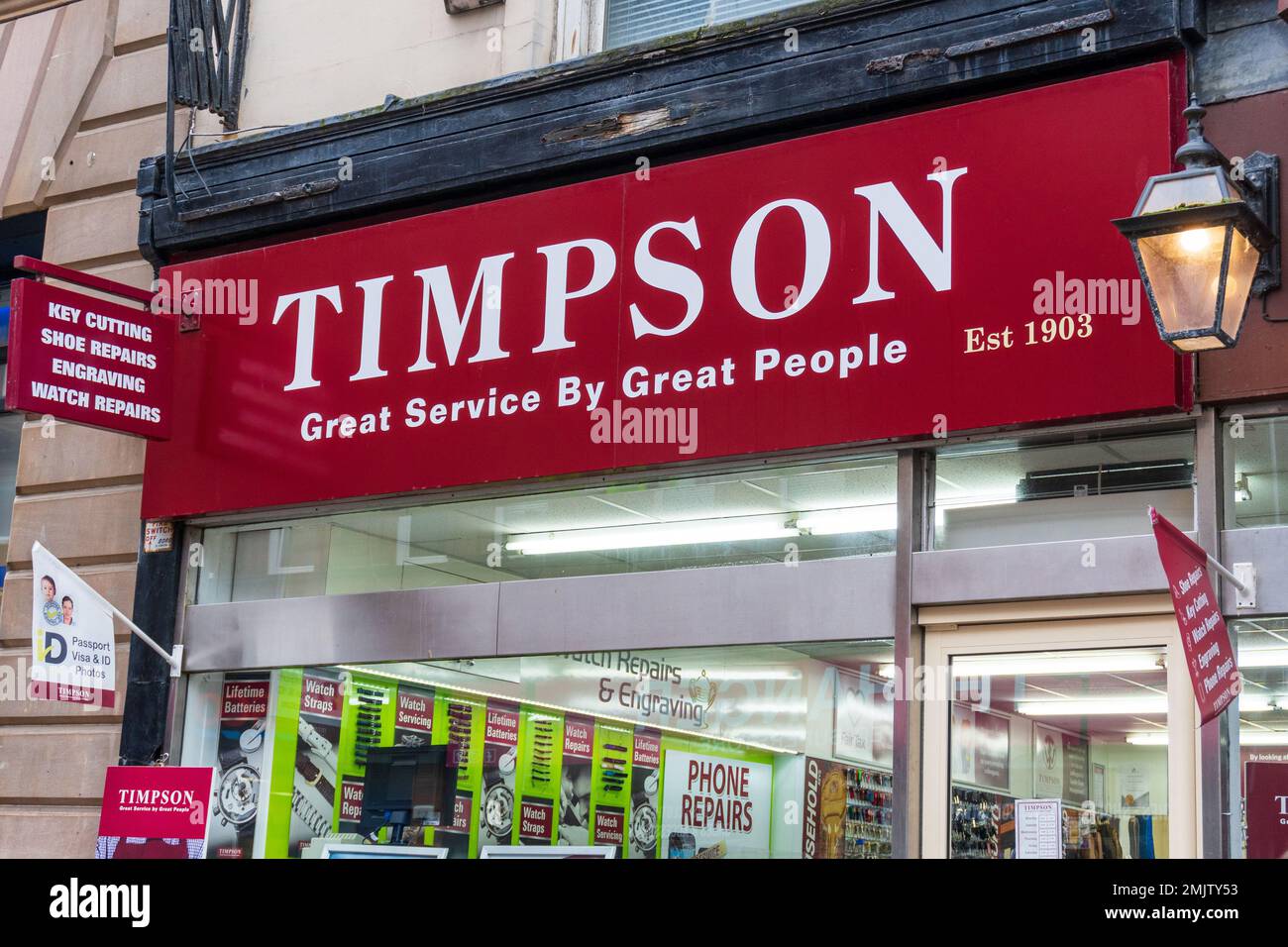 Shoe repair workshop Banque de photographies et d’images à haute ...