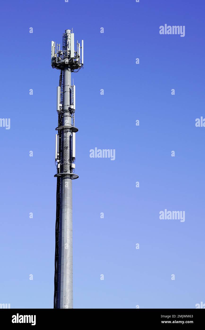 Antenne relais 5g Banque de photographies et d’images à haute ...