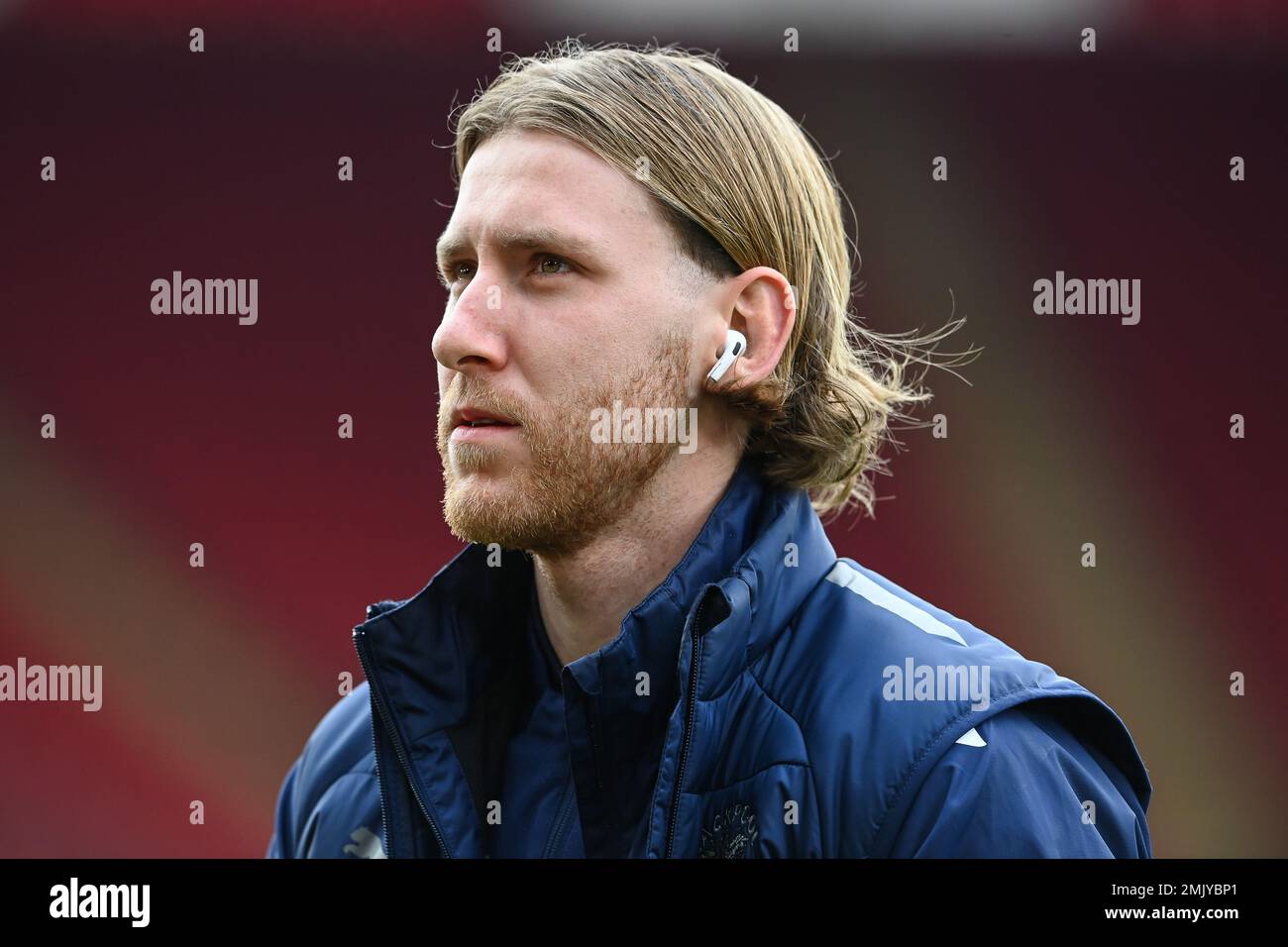 Josh Bowler #11 de Blackpool arrive à l'avance de l'Emirates FA Cup ...