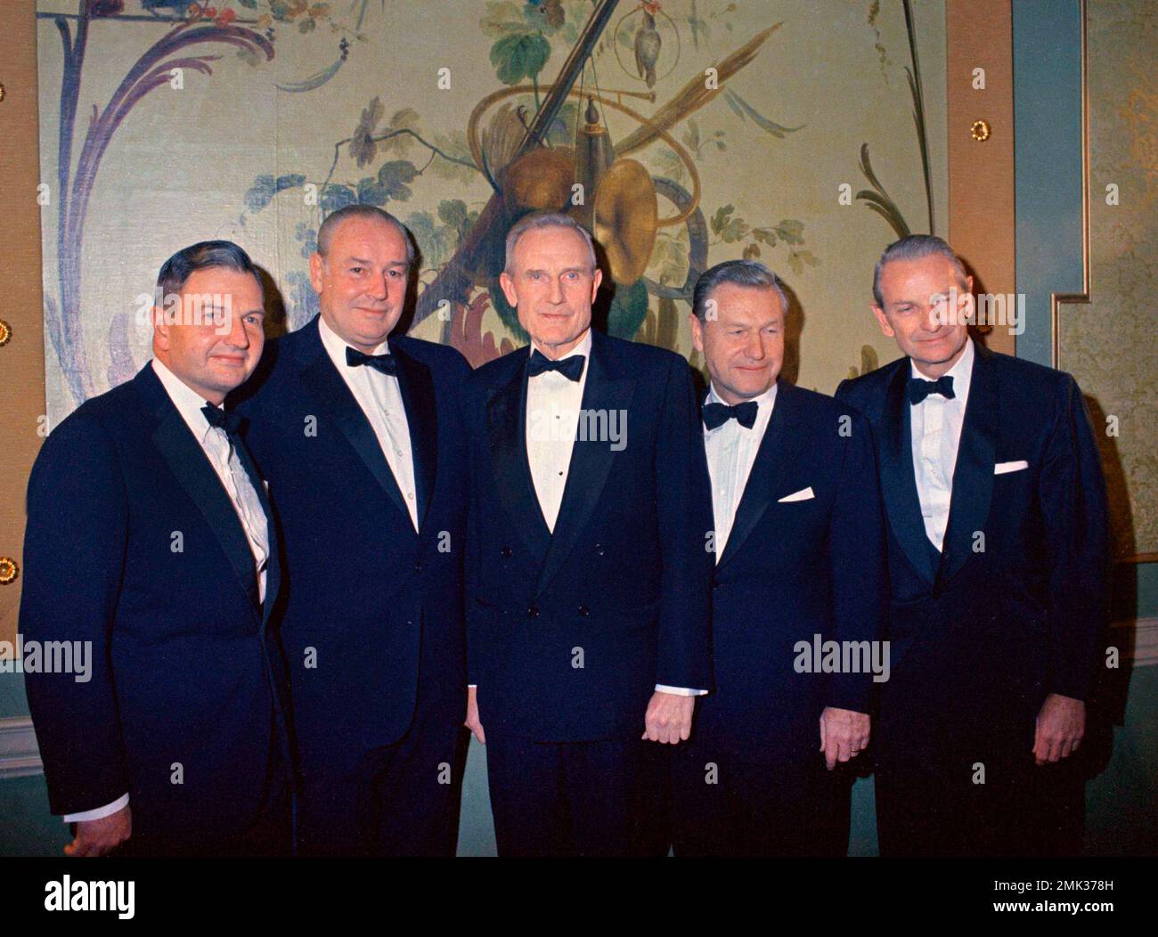 The Rockefeller brothers, from left: David, president of Chase ...