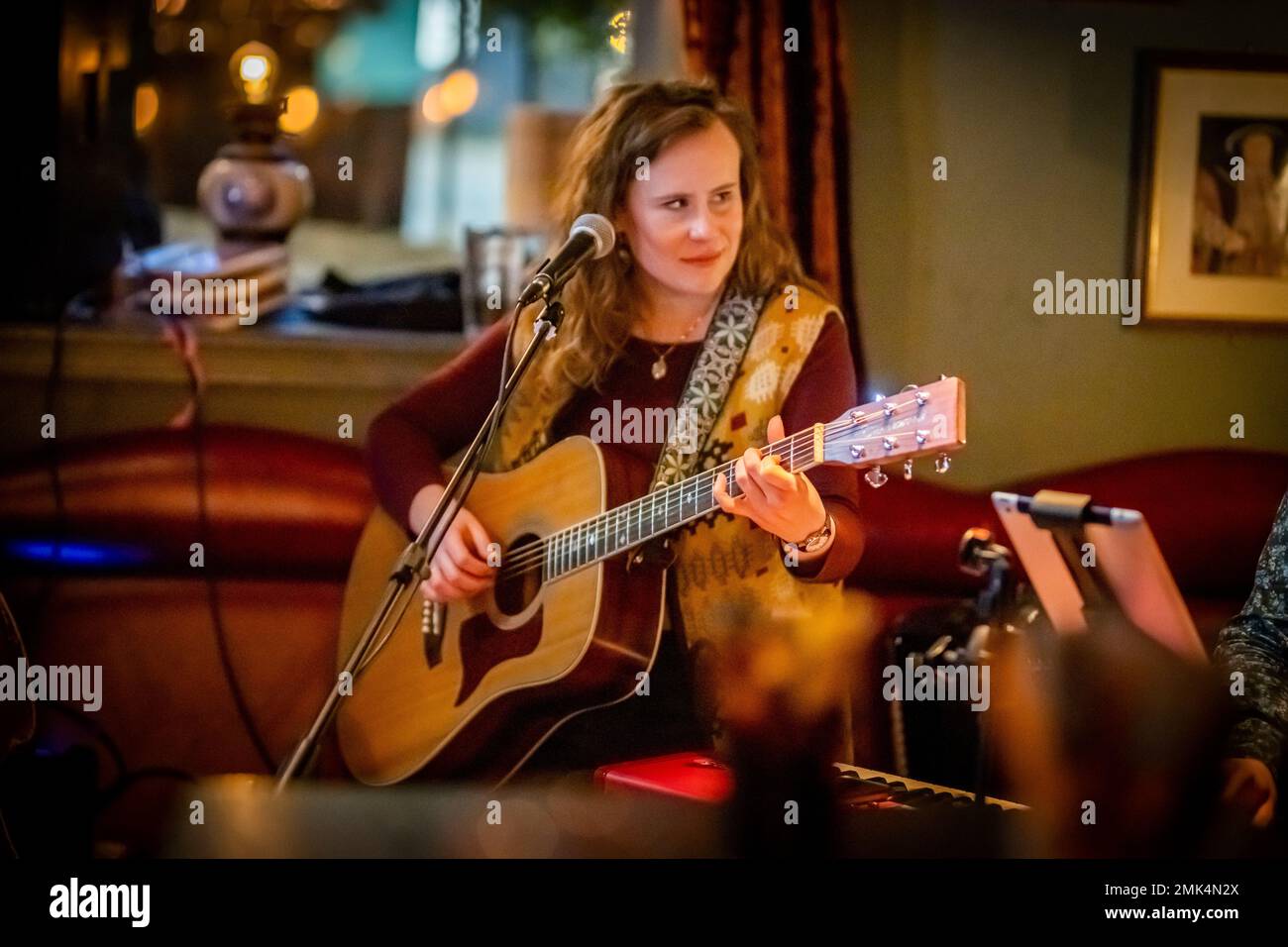Eline oliver Banque de photographies et d’images à haute résolution - Alamy