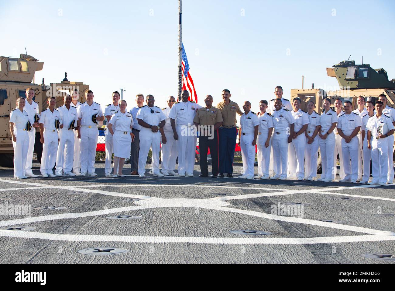 Corps maritime des États-Unis Lgén Brian W. Cavanaugh, commandant ...