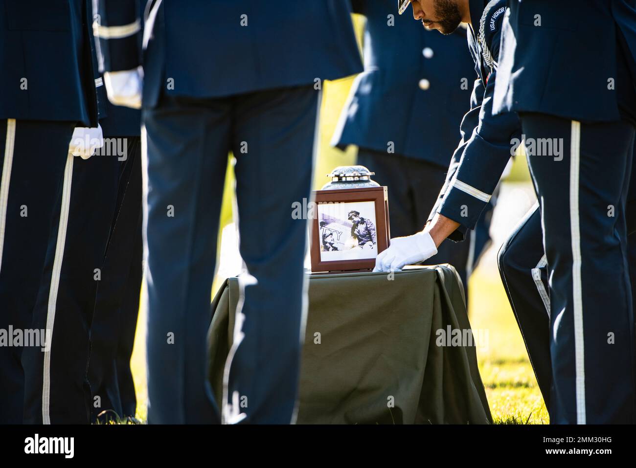 La U.S. Air Force Honor Guard, la U.S. Air Force Ceremonial Brass Band ...