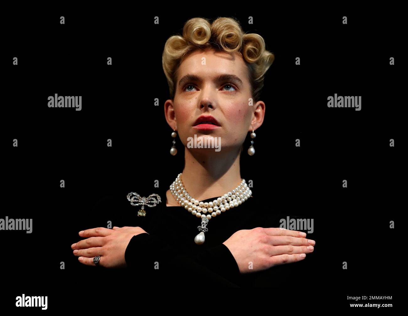 A model wears Marie Antoinettes jewellery at Sotheby's in London ...