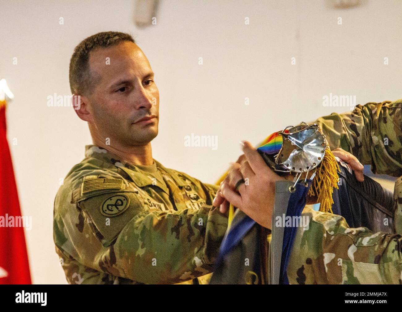 Le lieutenant-colonel Shawn Tabankin, commandant du 1st Bataillon, 69th ...
