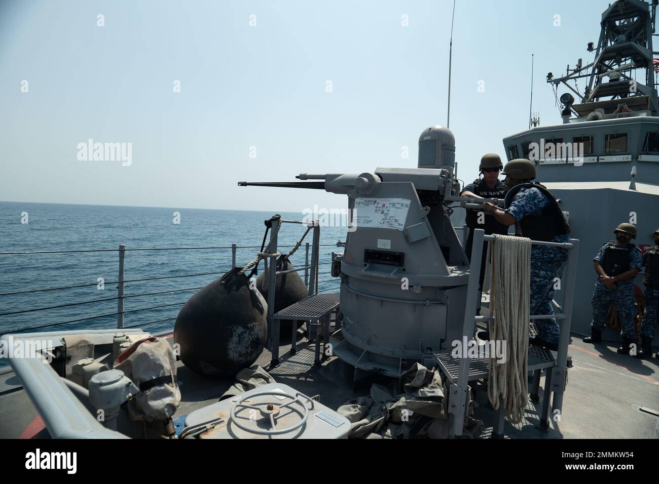 Royal bahrain naval force Banque de photographies et d’images à haute ...